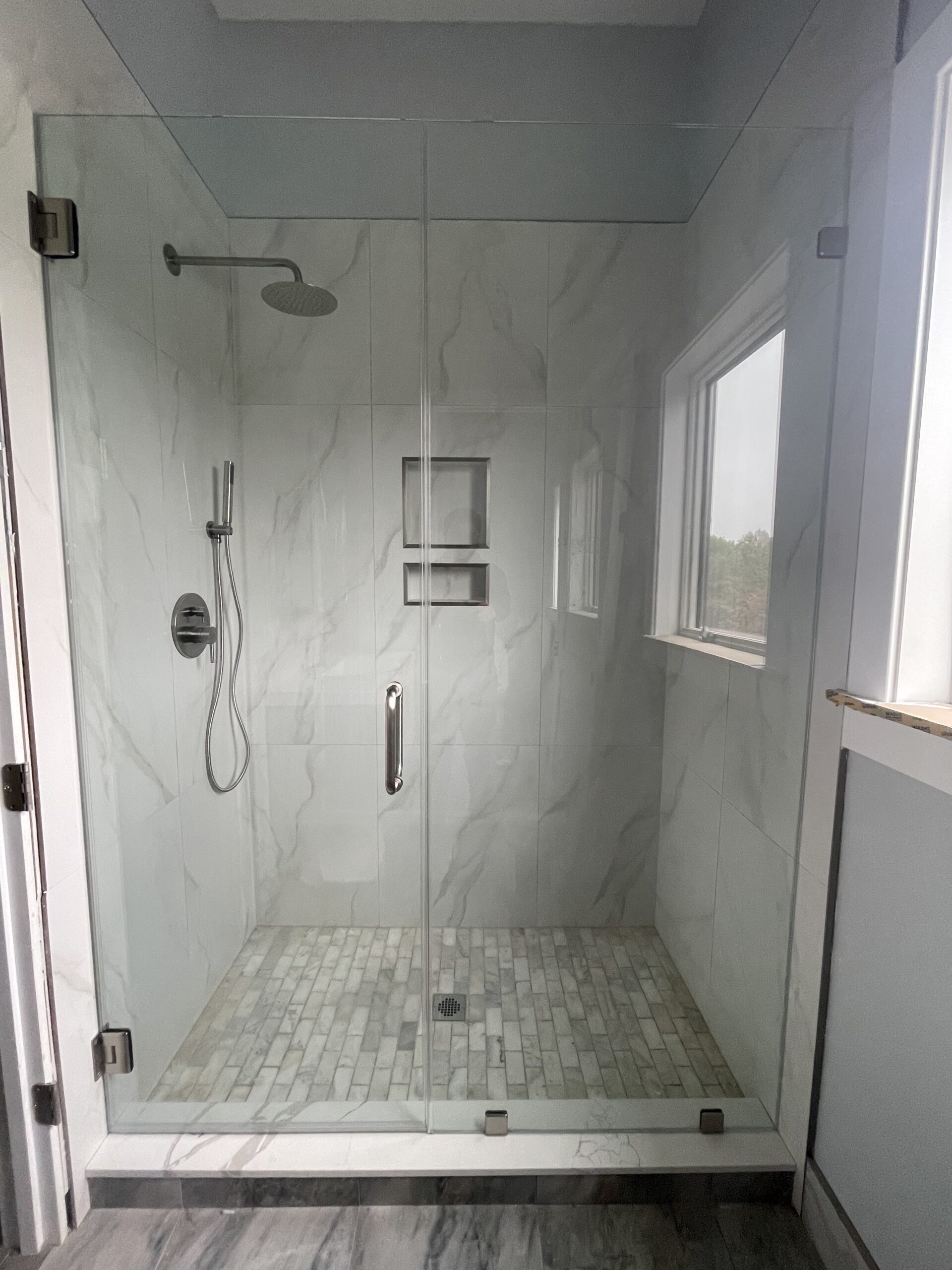 Services – Connection Glass and Mirrors