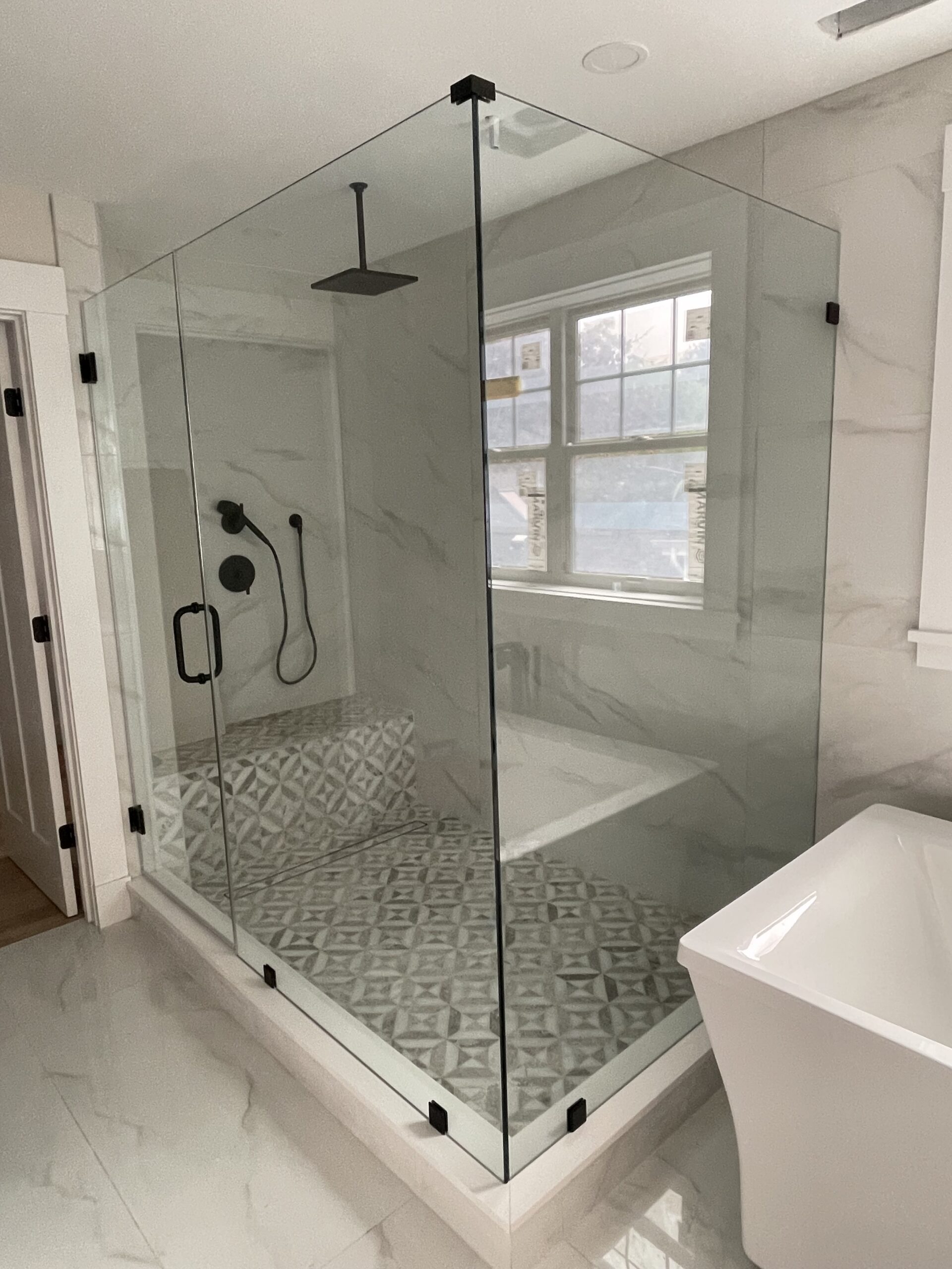Services – Connection Glass and Mirrors